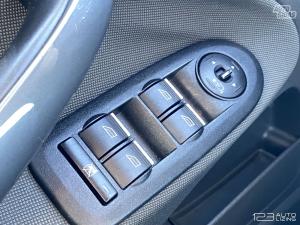 Ford Kuga 2008 in Taurage, with an engine capacity of 2.00 L and mileage of 257 thousand km for 4700 €, photo 15 on AUTOMOTO.COM.LV