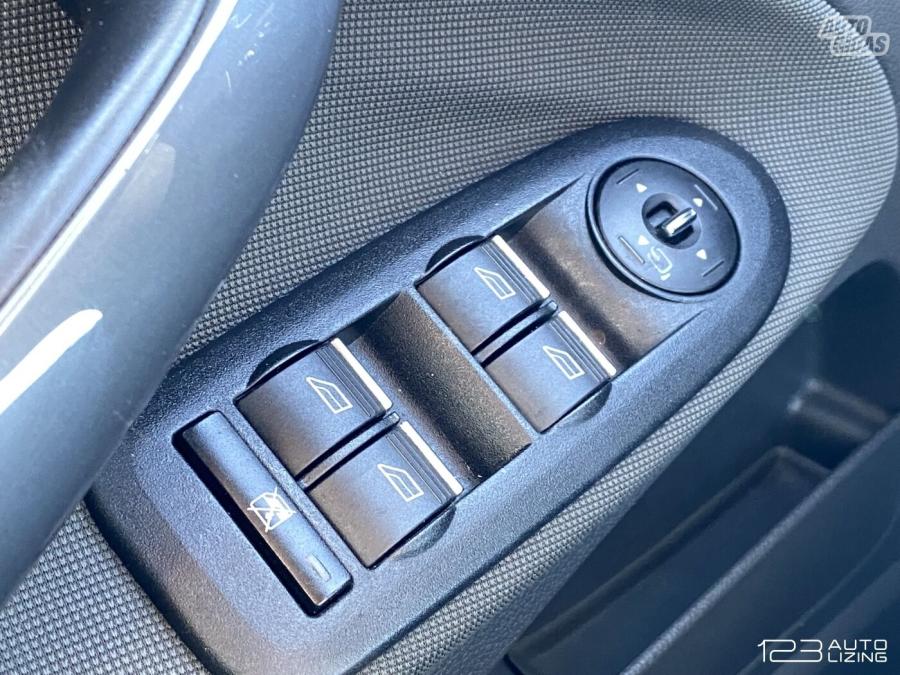 Ford Kuga 2008 in Taurage, with an engine capacity of 2.00 L and mileage of 257 thousand km for 4700 €, photo 15 on AUTOMOTO.COM.LV