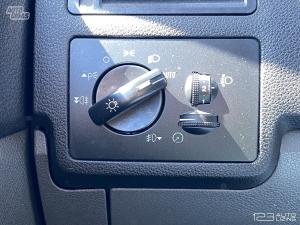 Ford Kuga 2008 in Taurage, with an engine capacity of 2.00 L and mileage of 257 thousand km for 4700 €, photo 16 on AUTOMOTO.COM.LV