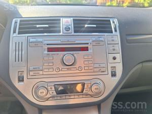 Ford Kuga 2008 in Riga, with an engine capacity of 2.00 L and mileage of 177 thousand km for 4500 €, photo 14 on AUTOMOTO.COM.LV
