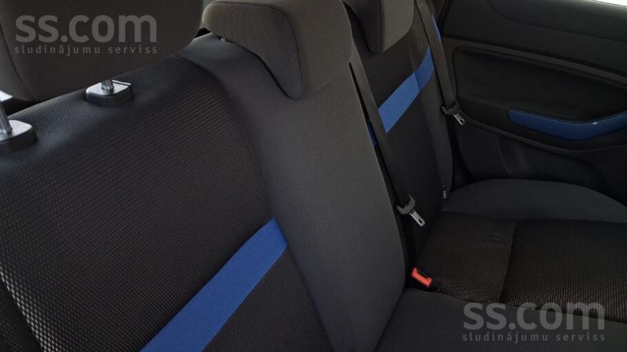 Ford Kuga 2008 Rīga, ar dzinēja tilpumu 2.00 L un nobraukumu 240 tūkst. km par 4000 €, foto 9 vietnē AUTOMOTO.COM.LV
