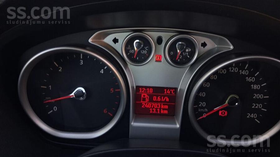 Ford Kuga 2008 Rīga, ar dzinēja tilpumu 2.00 L un nobraukumu 240 tūkst. km par 4000 €, foto 21 vietnē AUTOMOTO.COM.LV