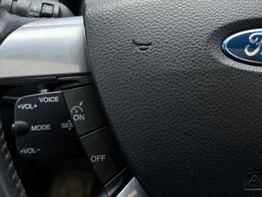 Ford Kuga 2008 Rīga, ar dzinēja tilpumu 2.00 L un nobraukumu 242 tūkst. km par 6500 €, foto 18 vietnē AUTOMOTO.COM.LV