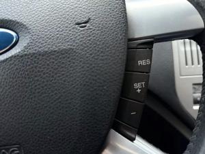 Ford Kuga 2008 Rīga, ar dzinēja tilpumu 2.00 L un nobraukumu 242 tūkst. km par 3000 €, foto 17 vietnē AUTOMOTO.COM.LV