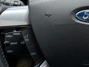Ford Kuga 2008 Rīga, ar dzinēja tilpumu 2.00 L un nobraukumu 242 tūkst. km par 3000 €, foto 18 vietnē AUTOMOTO.COM.LV
