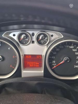 Ford Kuga 2008 in Plunge, with an engine capacity of 2.00 L and mileage of 213 thousand km for 3500 €, photo 4 on AUTOMOTO.COM.LV
