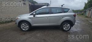Ford Kuga 2009 in Riga, with an engine capacity of 2.00 L and mileage of 234 thousand km for 4900 €, photo 3 on AUTOMOTO.COM.LV