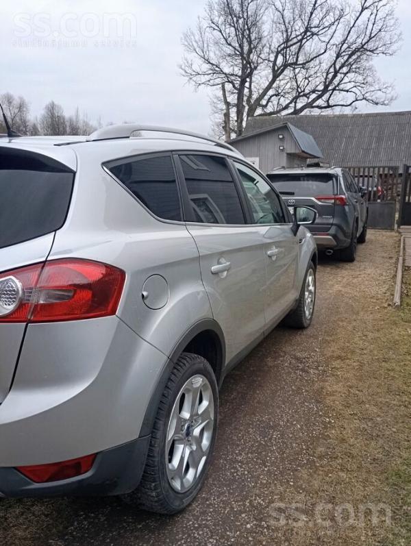 Ford Kuga 2009 Rēzekne, ar dzinēja tilpumu 2.00 L un nobraukumu 244 tūkst. km par 6100 €, foto 4 vietnē AUTOMOTO.COM.LV