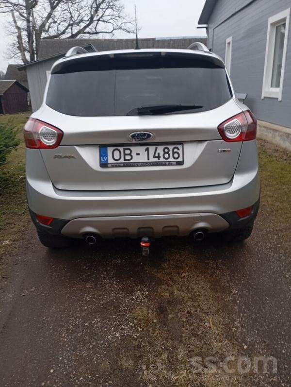Ford Kuga 2009 Rēzekne, ar dzinēja tilpumu 2.00 L un nobraukumu 244 tūkst. km par 6100 €, foto 5 vietnē AUTOMOTO.COM.LV