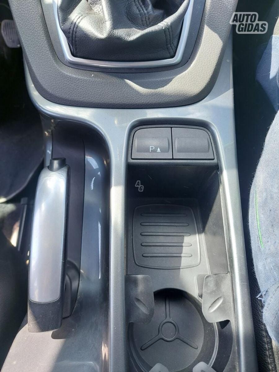 Ford Kuga 2009 Radviliškis, ar dzinēja tilpumu 2.00 L un nobraukumu 255 tūkst. km par 4500 €, foto 12 vietnē AUTOMOTO.COM.LV