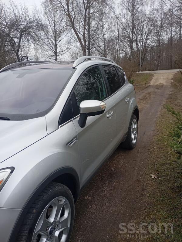 Ford Kuga 2009 in Rezekne, with an engine capacity of 2.00 L and mileage of 250 thousand km for 4500 €, photo 3 on AUTOMOTO.COM.LV