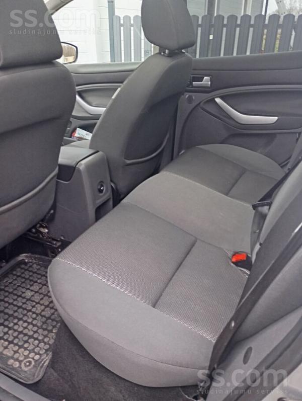 Ford Kuga 2009 in Rezekne, with an engine capacity of 2.00 L and mileage of 250 thousand km for 4500 €, photo 7 on AUTOMOTO.COM.LV