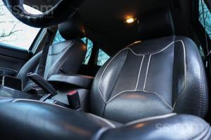Ford Kuga 2009 in Riga, with an engine capacity of 2.00 L and mileage of 242 thousand km for 6290 €, photo 7 on AUTOMOTO.COM.LV