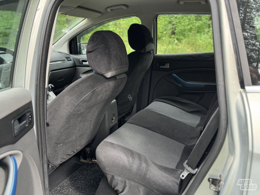 Ford Kuga 2009 in Vilnius, with an engine capacity of 2.00 L and mileage of 260 thousand km for 3249 €, photo 12 on AUTOMOTO.COM.LV