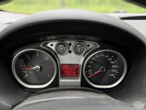 Ford Kuga 2009 in Vilnius, with an engine capacity of 2.00 L and mileage of 260 thousand km for 3249 €, photo 15 on AUTOMOTO.COM.LV