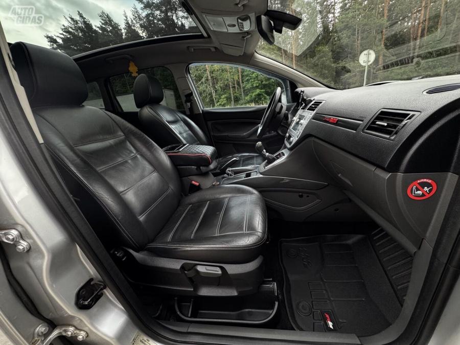 Ford Kuga 2009 in Ukmerge, with an engine capacity of 2.00 L and mileage of 410 thousand km for 3450 €, photo 10 on AUTOMOTO.COM.LV