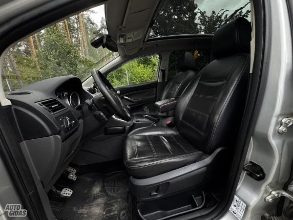 Ford Kuga 2009 in Ukmerge, with an engine capacity of 2.00 L and mileage of 410 thousand km for 3450 €, photo 11 on AUTOMOTO.COM.LV