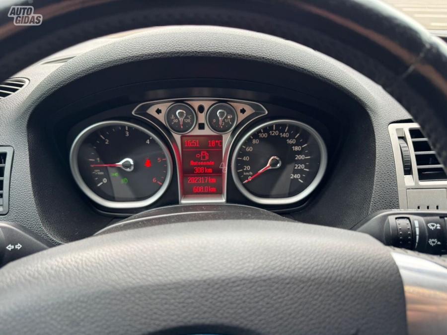 Ford Kuga 2009 in Kaunas, with an engine capacity of 2.00 L and mileage of 0 thousand km for 2750 €, photo 10 on AUTOMOTO.COM.LV