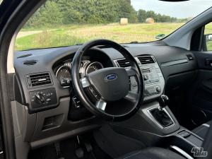Ford Kuga 2009 in Marijampole, with an engine capacity of 2.00 L and mileage of 277 thousand km for 3850 €, photo 7 on AUTOMOTO.COM.LV