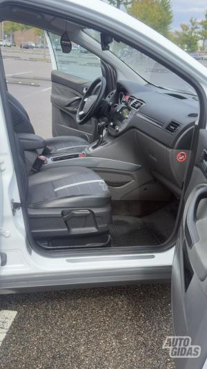 Ford Kuga 2010 Klaipėda, ar dzinēja tilpumu 2.00 L un nobraukumu 281 tūkst. km par 6500 €, foto 12 vietnē AUTOMOTO.COM.LV