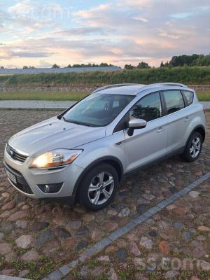 Ford Kuga 2011 Daugavpils, ar dzinēja tilpumu 2.00 L un nobraukumu 250 tūkst. km par 5000 €, foto  vietnē AUTOMOTO.COM.LV