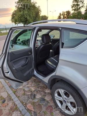 Ford Kuga 2011 Daugavpils, ar dzinēja tilpumu 2.00 L un nobraukumu 250 tūkst. km par 5000 €, foto 20 vietnē AUTOMOTO.COM.LV