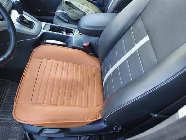 Ford Kuga 2011 Tallina, ar dzinēja tilpumu 2.00 L un nobraukumu 90 tūkst. km par 7500 €, foto 6 vietnē AUTOMOTO.COM.LV
