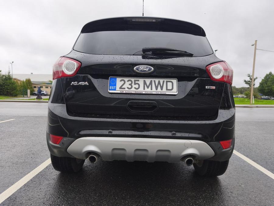 Ford Kuga 2011 Tallina, ar dzinēja tilpumu 2.00 L un nobraukumu 90 tūkst. km par 7500 €, foto 11 vietnē AUTOMOTO.COM.LV