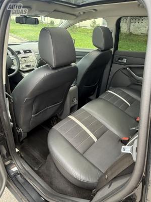 Ford Kuga 2011 in Ukmerge, with an engine capacity of 2.00 L and mileage of 349 thousand km for 3900 €, photo 10 on AUTOMOTO.COM.LV
