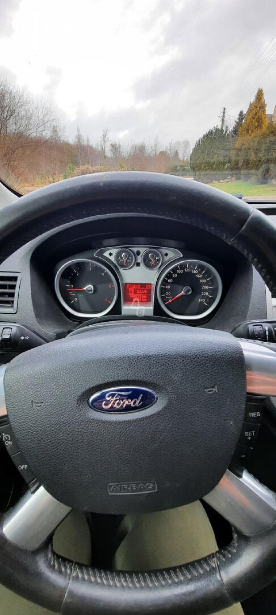 Ford Kuga 2011 Panevēža, ar dzinēja tilpumu 2.00 L un nobraukumu 344 tūkst. km par 3200 €, foto 10 vietnē AUTOMOTO.COM.LV