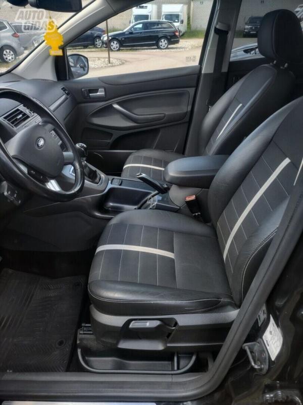 Ford Kuga 2012 in Taurage, with an engine capacity of 2.00 L and mileage of 270 thousand km for 5350 €, photo 7 on AUTOMOTO.COM.LV