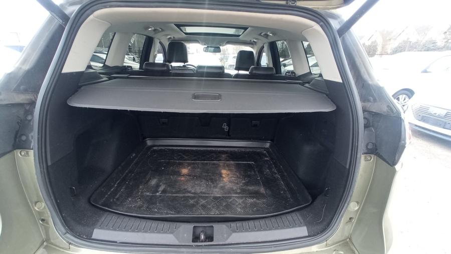Ford Kuga 2012 in Panevezys, with an engine capacity of 2.00 L and mileage of 203 thousand km for 8000 €, photo 19 on AUTOMOTO.COM.LV