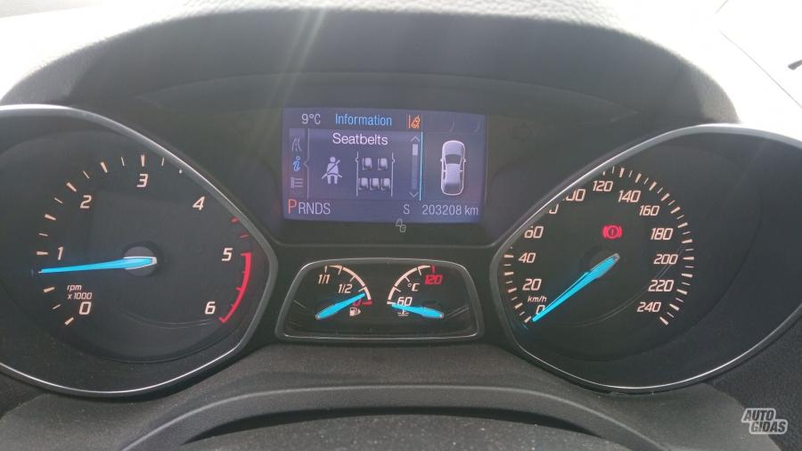 Ford Kuga 2012 in Panevezys, with an engine capacity of 2.00 L and mileage of 203 thousand km for 8000 €, photo 28 on AUTOMOTO.COM.LV