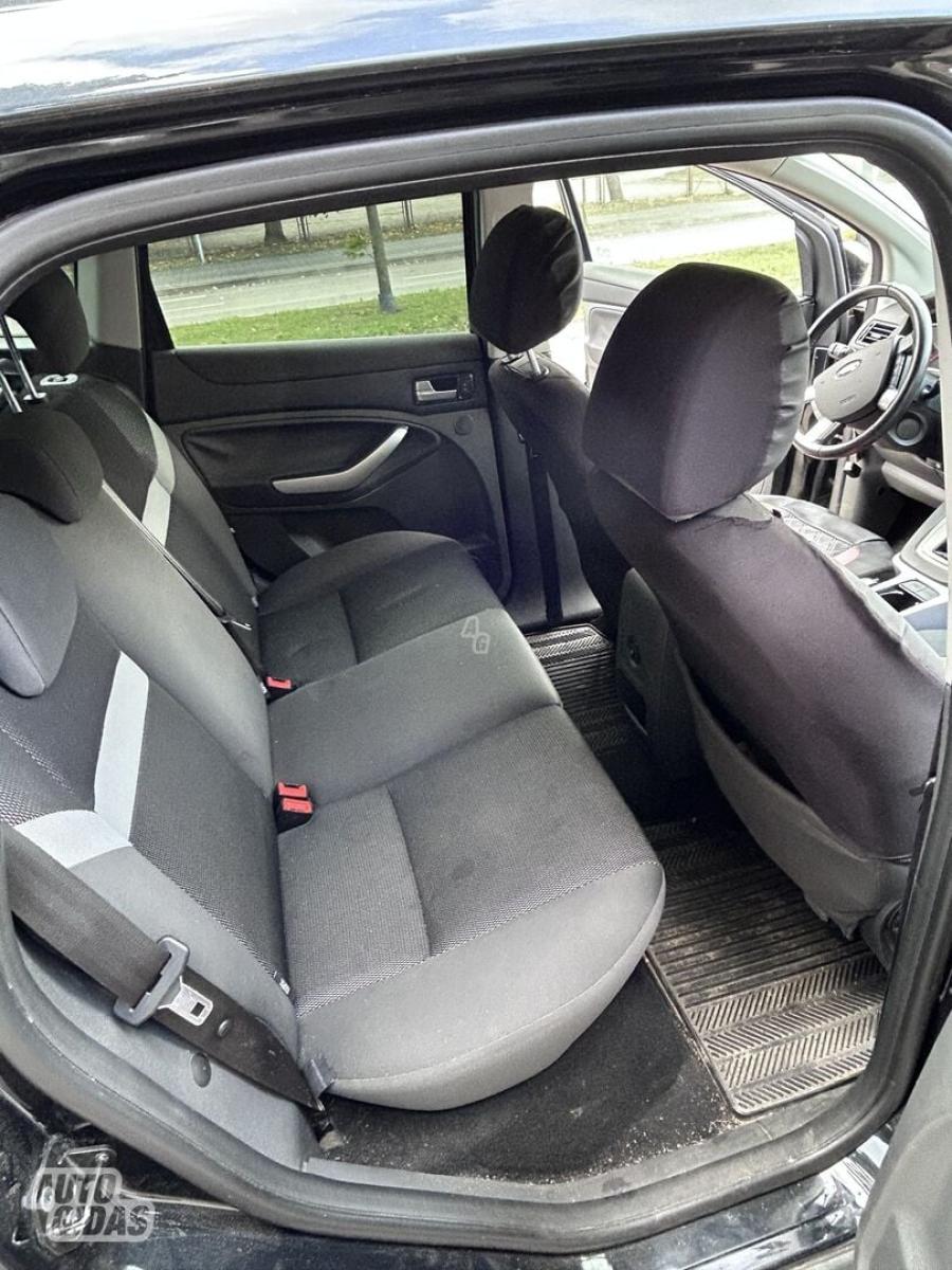 Ford Kuga 2012 in Panevezys, with an engine capacity of 2.00 L and mileage of 247 thousand km for 3000 €, photo 10 on AUTOMOTO.COM.LV