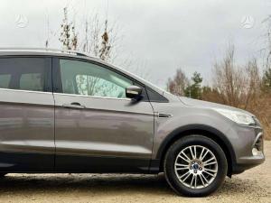Ford Kuga 2013 Šauļi, ar dzinēja tilpumu 2.00 L un nobraukumu 255 tūkst. km par 8450 €, foto 10 vietnē AUTOMOTO.COM.LV