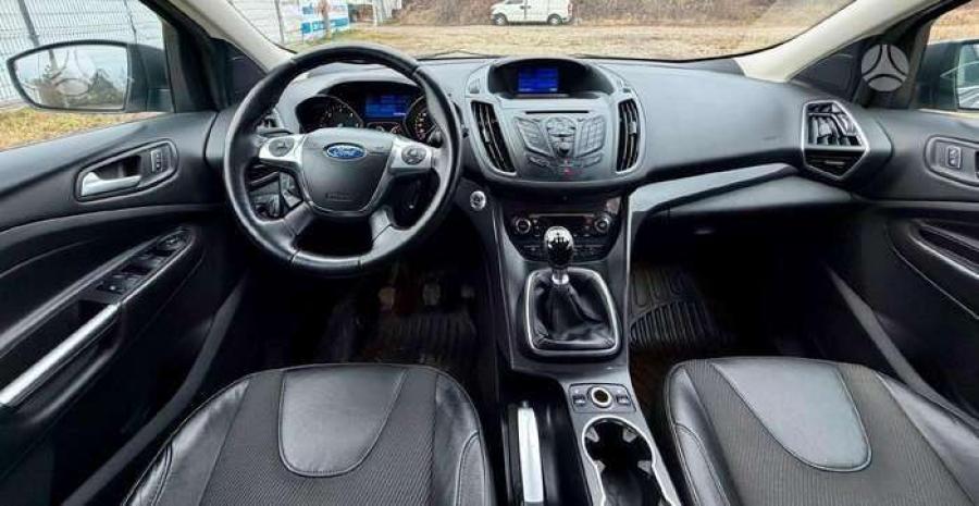 Ford Kuga 2013 in Siauliai, with an engine capacity of 2.00 L and mileage of 255 thousand km for 8450 €, photo 19 on AUTOMOTO.COM.LV