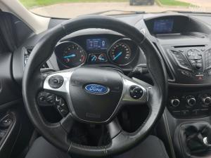 Ford Kuga 2013 in Vilnius, with an engine capacity of 1.60 L and mileage of 293 thousand km for 8200 €, photo 3 on AUTOMOTO.COM.LV