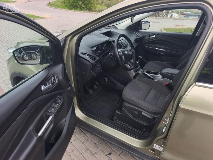 Ford Kuga 2013 in Vilnius, with an engine capacity of 1.60 L and mileage of 293 thousand km for 8200 €, photo 6 on AUTOMOTO.COM.LV