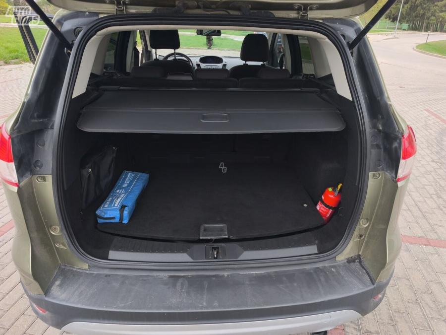 Ford Kuga 2013 in Vilnius, with an engine capacity of 1.60 L and mileage of 293 thousand km for 8200 €, photo 10 on AUTOMOTO.COM.LV