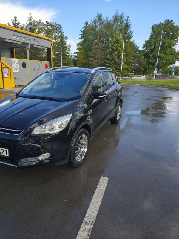Ford Kuga 2013 in Kaunas, with an engine capacity of 2.00 L and mileage of 207 thousand km for 7000 €, photo 1 on AUTOMOTO.COM.LV
