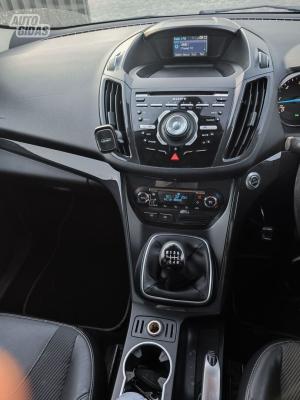 Ford Kuga 2013 Panevēža, ar dzinēja tilpumu 2.00 L un nobraukumu 226 tūkst. km par 2950 €, foto 16 vietnē AUTOMOTO.COM.LV