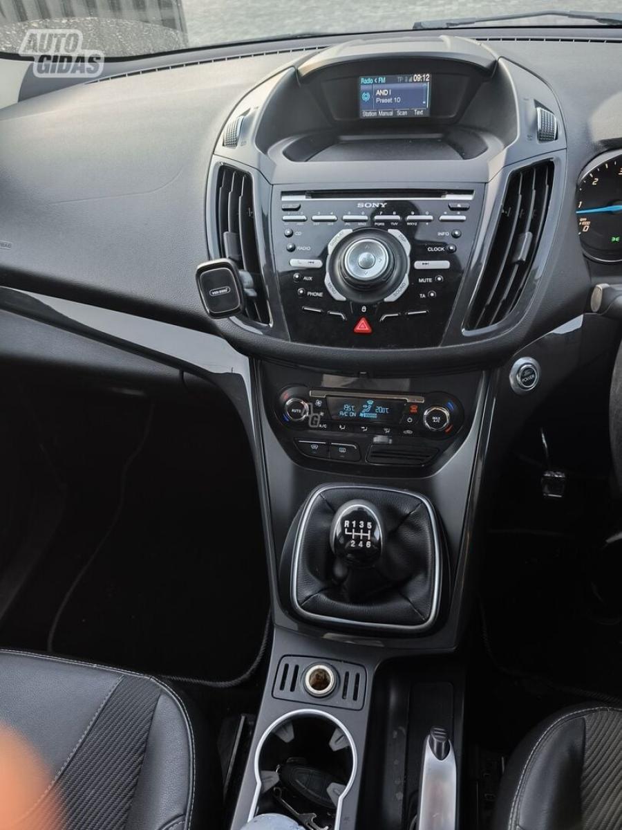 Ford Kuga 2013 Panevēža, ar dzinēja tilpumu 2.00 L un nobraukumu 226 tūkst. km par 2950 €, foto 16 vietnē AUTOMOTO.COM.LV