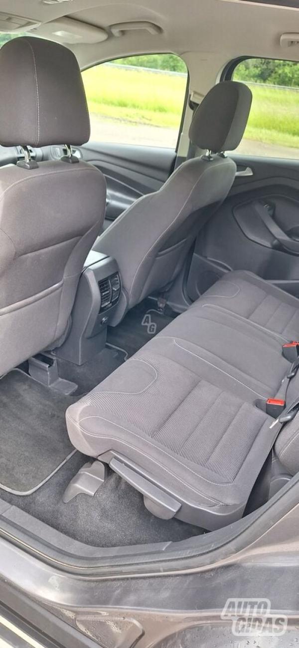 Ford Kuga 2013 in Jurbarkas, with an engine capacity of 2.00 L and mileage of 206 thousand km for 5900 €, photo 7 on AUTOMOTO.COM.LV