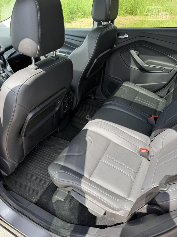 Ford Kuga 2013 in Silute, with an engine capacity of 2.00 L and mileage of 201 thousand km for 4900 €, photo 9 on AUTOMOTO.COM.LV