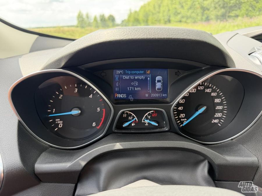 Ford Kuga 2013 in Silute, with an engine capacity of 2.00 L and mileage of 201 thousand km for 4900 €, photo 14 on AUTOMOTO.COM.LV