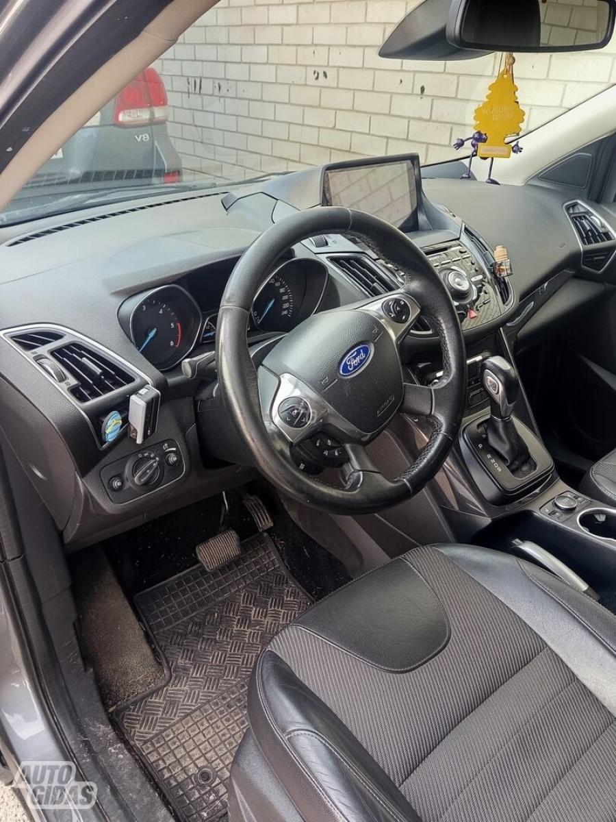 Ford Kuga 2013 in Ignalina, with an engine capacity of 2.00 L and mileage of 232 thousand km for 3800 €, photo 9 on AUTOMOTO.COM.LV