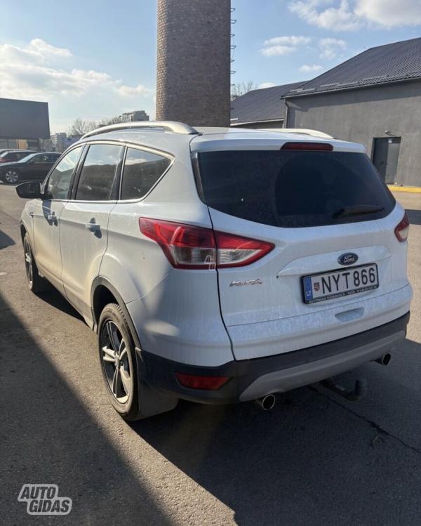 Ford Kuga 2014 in Vilnius, with an engine capacity of 2.00 L and mileage of 165 thousand km for 8000 €, photo 3 on AUTOMOTO.COM.LV