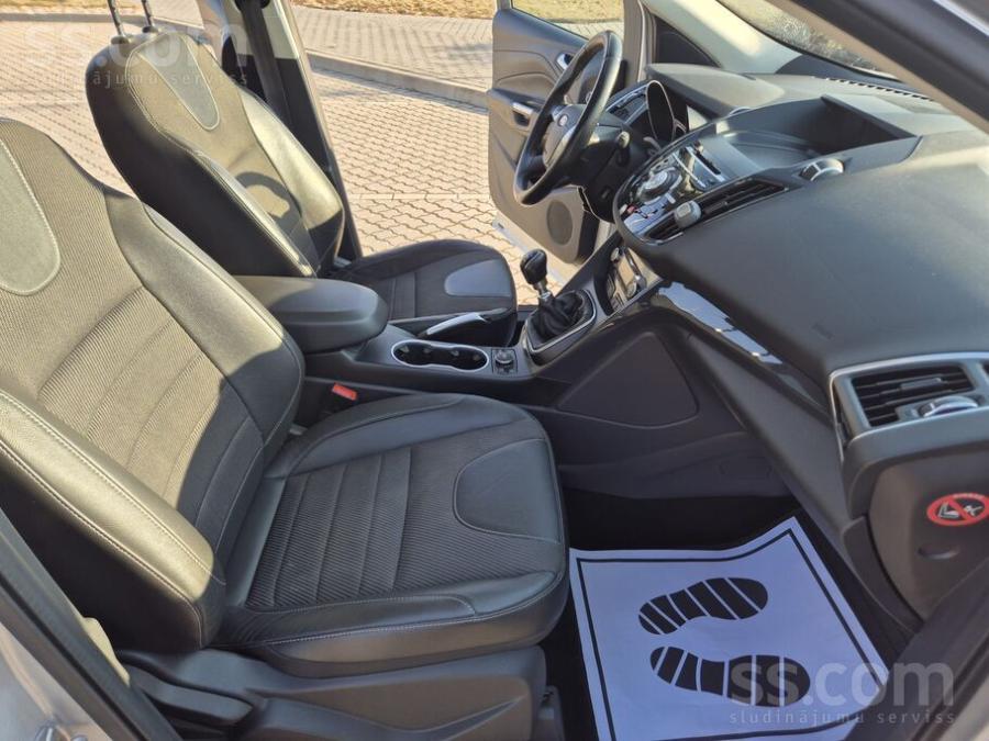 Ford Kuga 2014 Saldus, ar dzinēja tilpumu 1.60 L un nobraukumu 119 tūkst. km par 8750 €, foto 23 vietnē AUTOMOTO.COM.LV