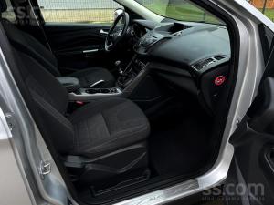 Ford Kuga 2015 Jelgava, ar dzinēja tilpumu 2.00 L un nobraukumu 248 tūkst. km par 8496 €, foto 5 vietnē AUTOMOTO.COM.LV