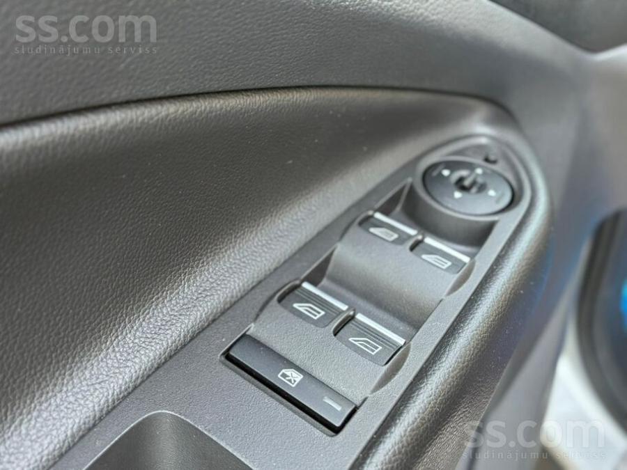 Ford Kuga 2015 Kuldīga, ar dzinēja tilpumu 2.00 L un nobraukumu 260 tūkst. km par 8690 €, foto 26 vietnē AUTOMOTO.COM.LV